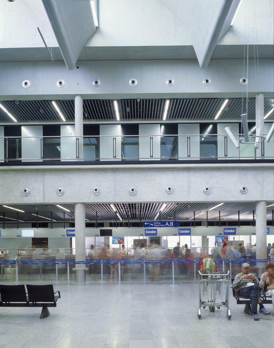 References │ Experience Impressive Building Projects | Frankfurt Rhein ...