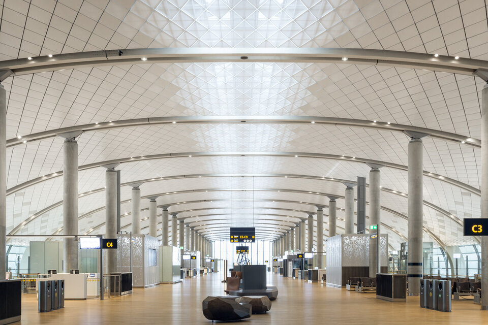 Innovative Innenausbau-Lösungen am Flughafen Oslo | Lindner Group