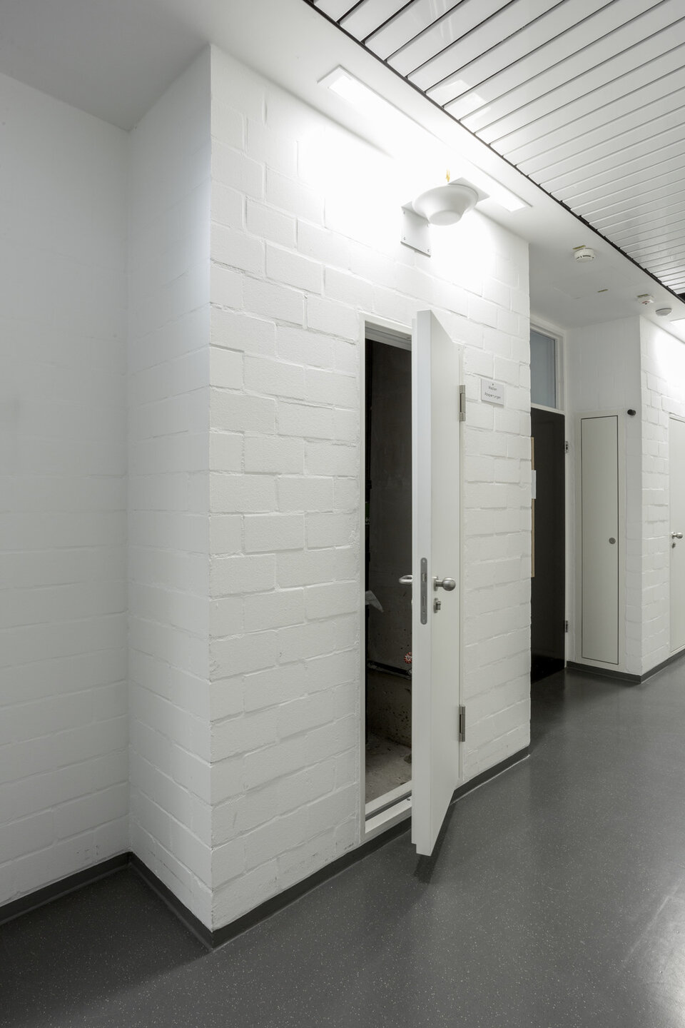 References │ Experience Impressive Building Projects | Research Facility