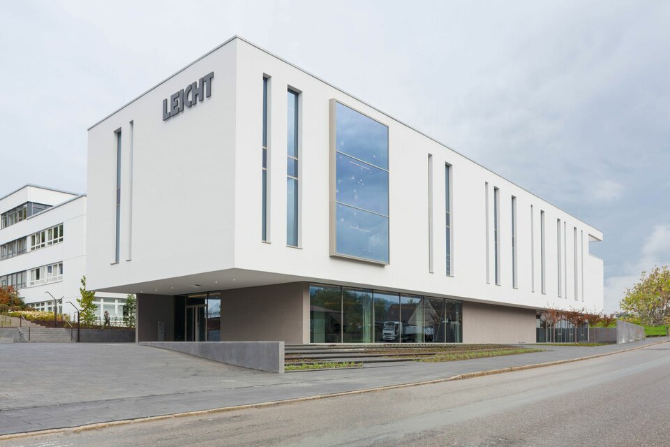 References │ Experience Impressive Building Projects | LEICHT Kitchens