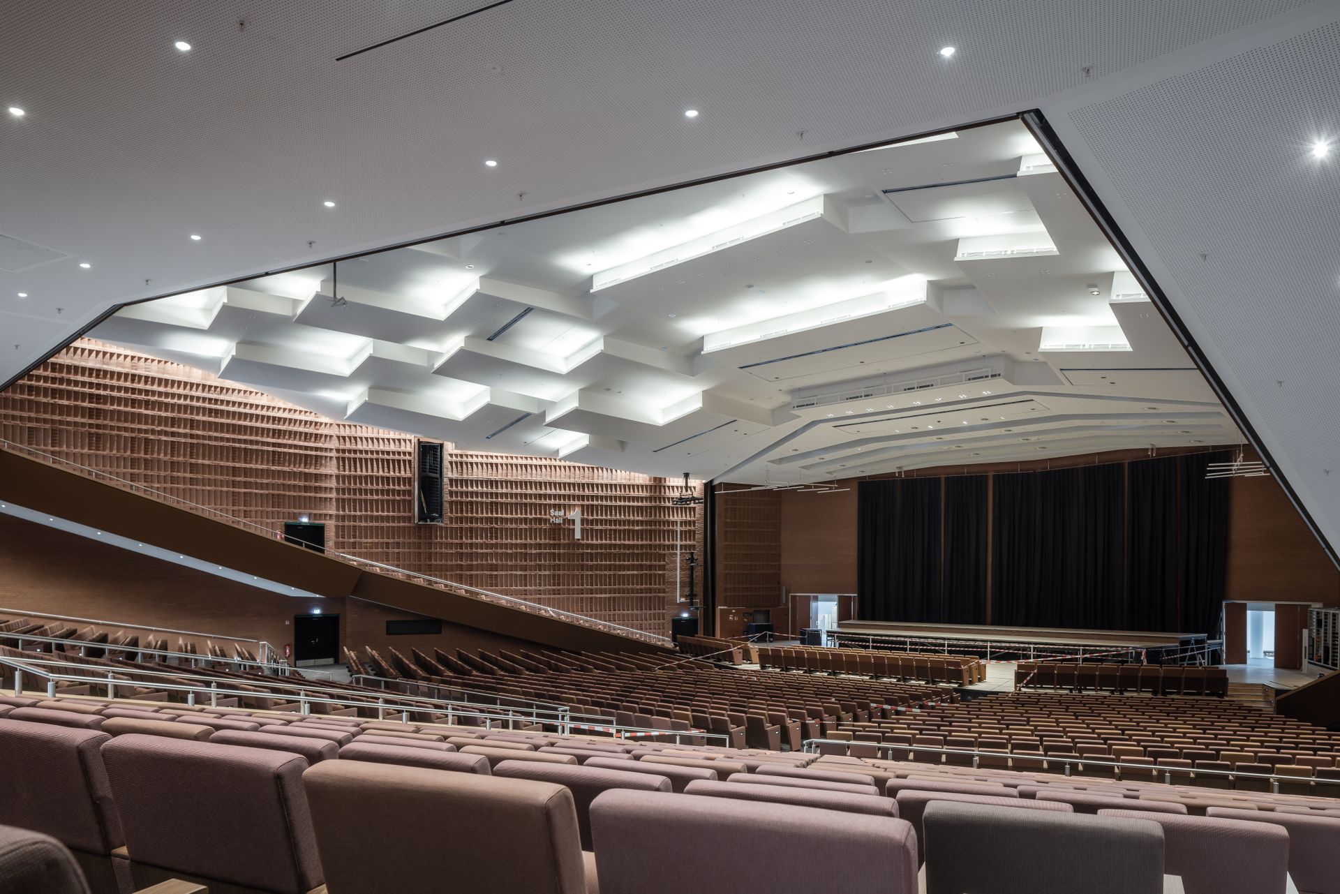 © www.Lindner-Group.com