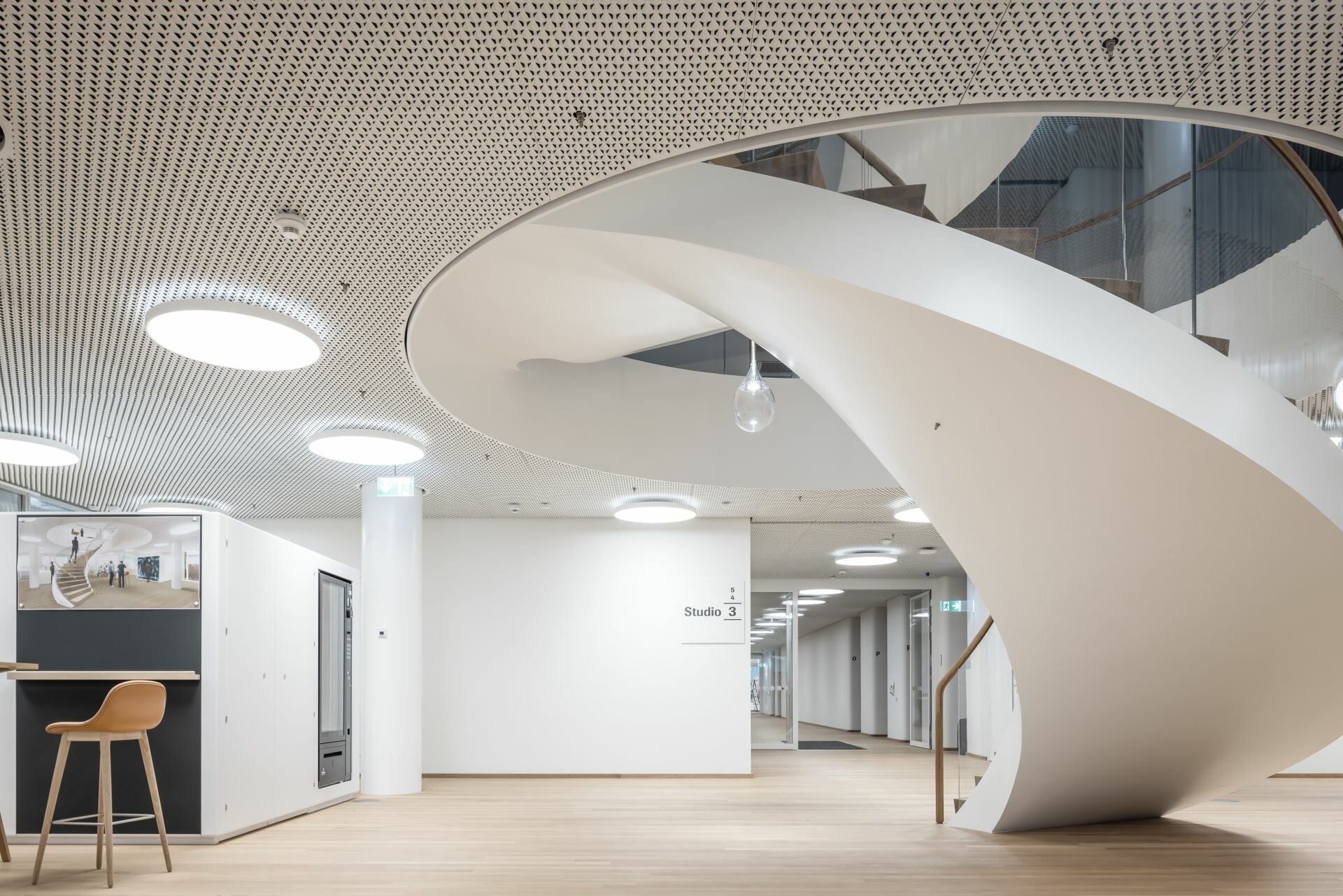 References │ Experience Impressive Building Projects | Roche Building 2 ...