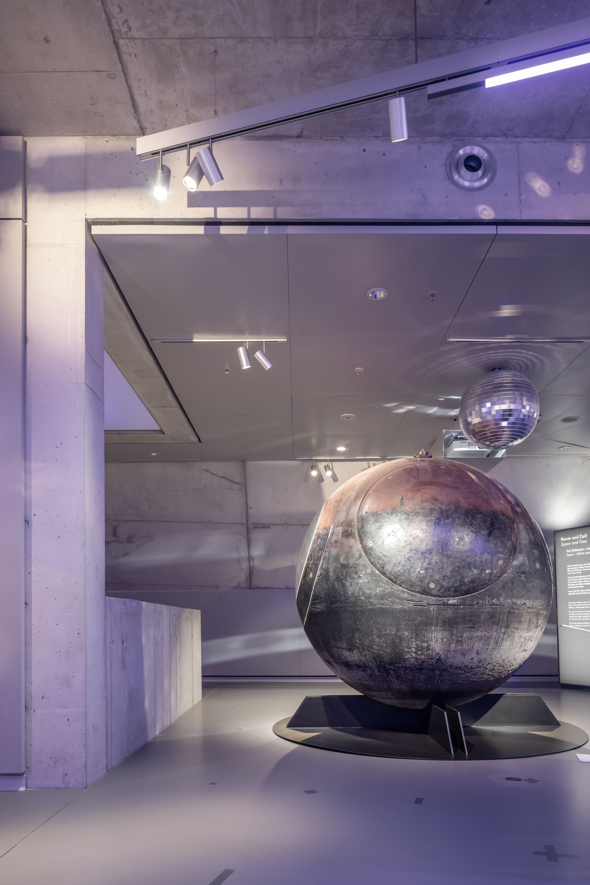 © www.Lindner-Group.com