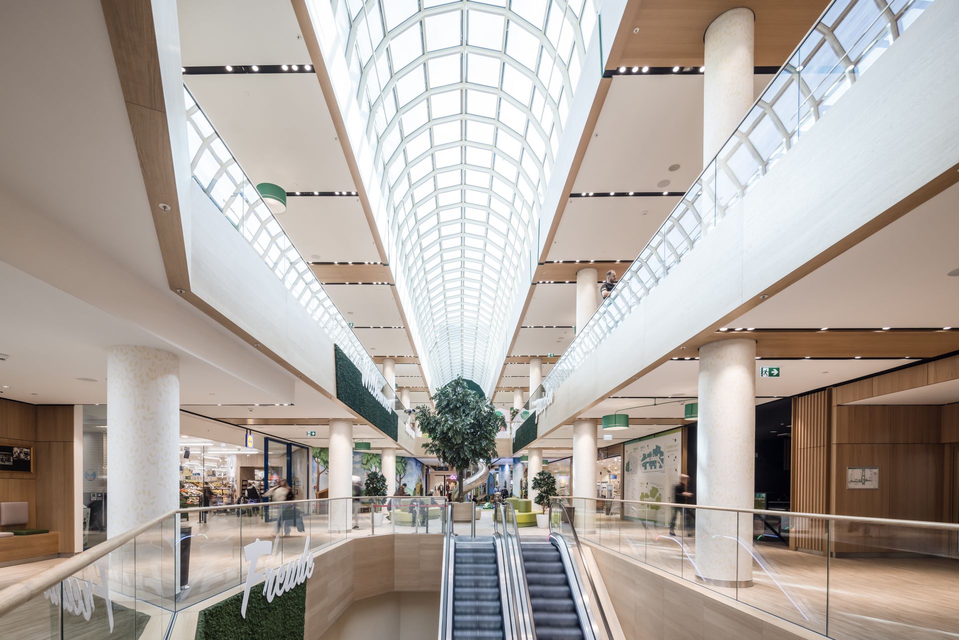 © www.Lindner-Group.com