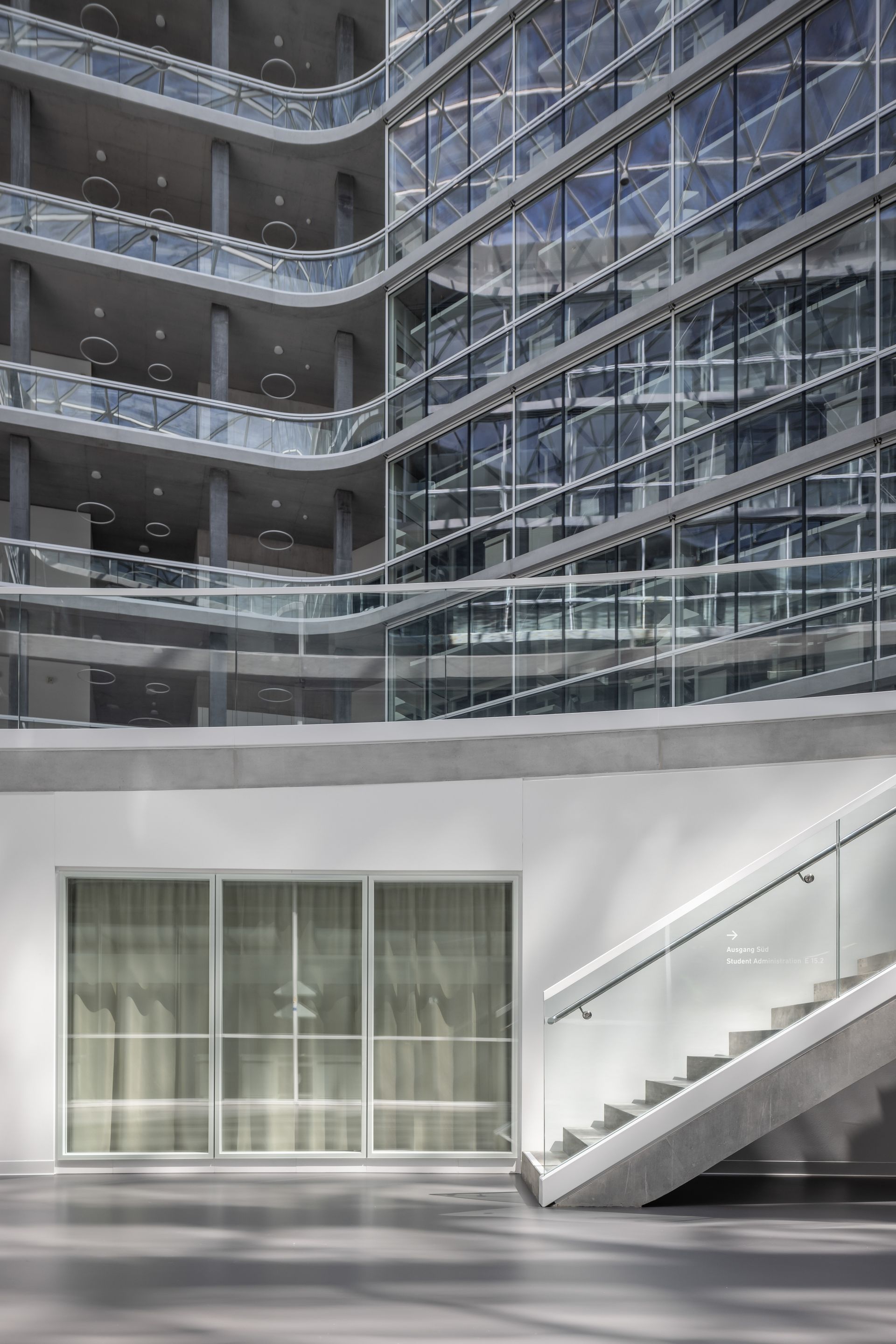 © www.Lindner-Group.com