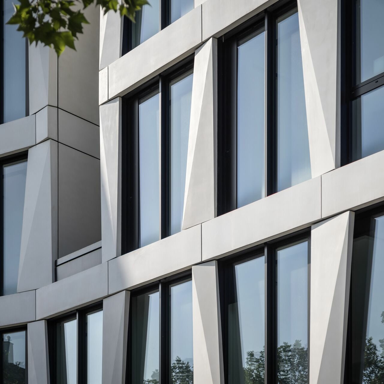 Elementfassaden │ Einschalige & zweischalige Fassaden