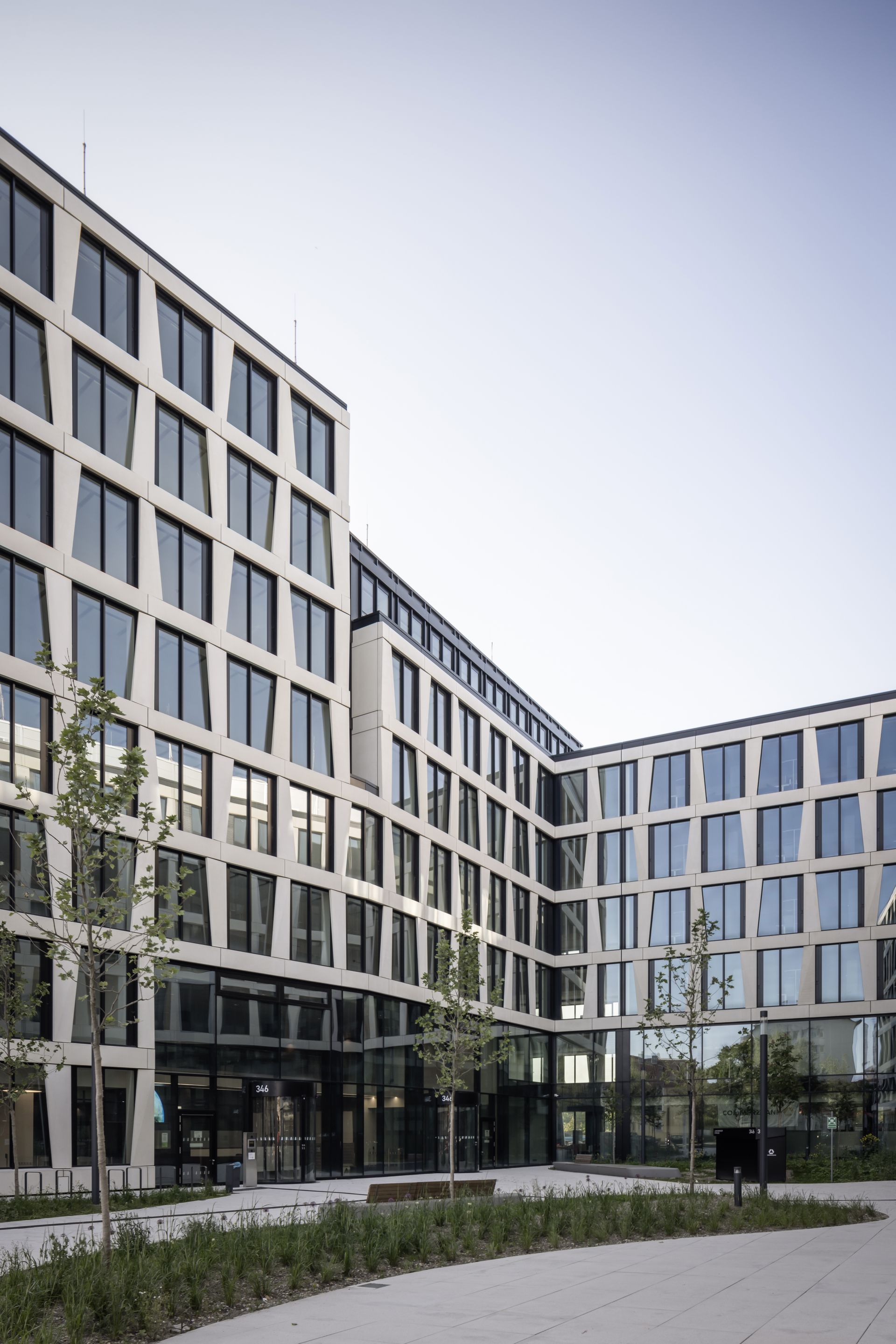 © www.Lindner-Group.com