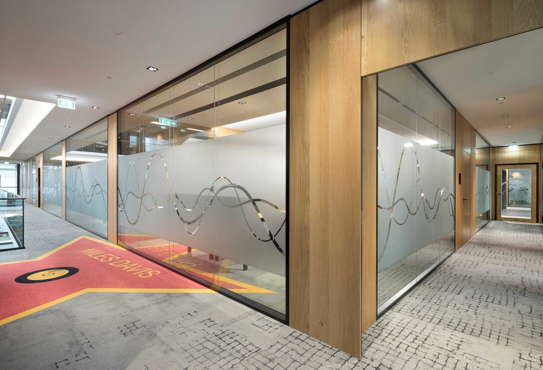 Lindner Life Clear | Glass partition with double glazing