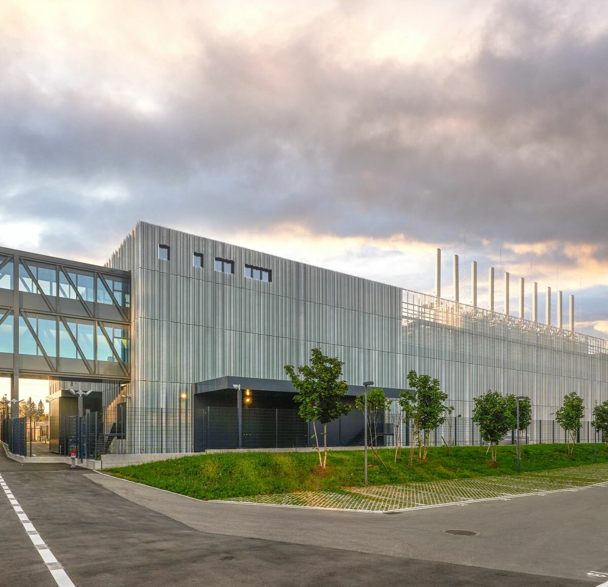 Lindner Life Clear | Glastrennwand | Lindner-Group