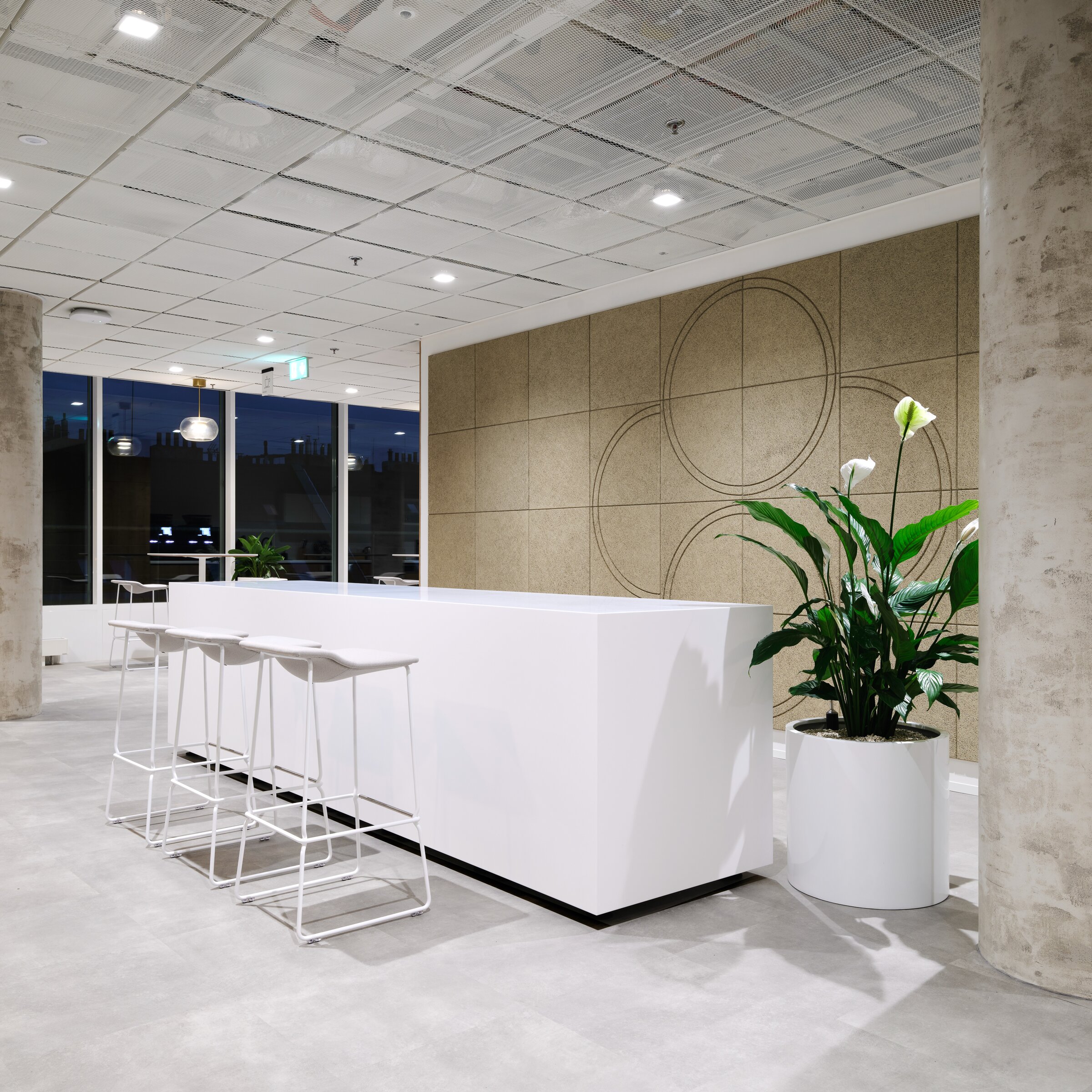 Metalldecken │Nachhaltige Deckensysteme aus Metall | Lindner Group
