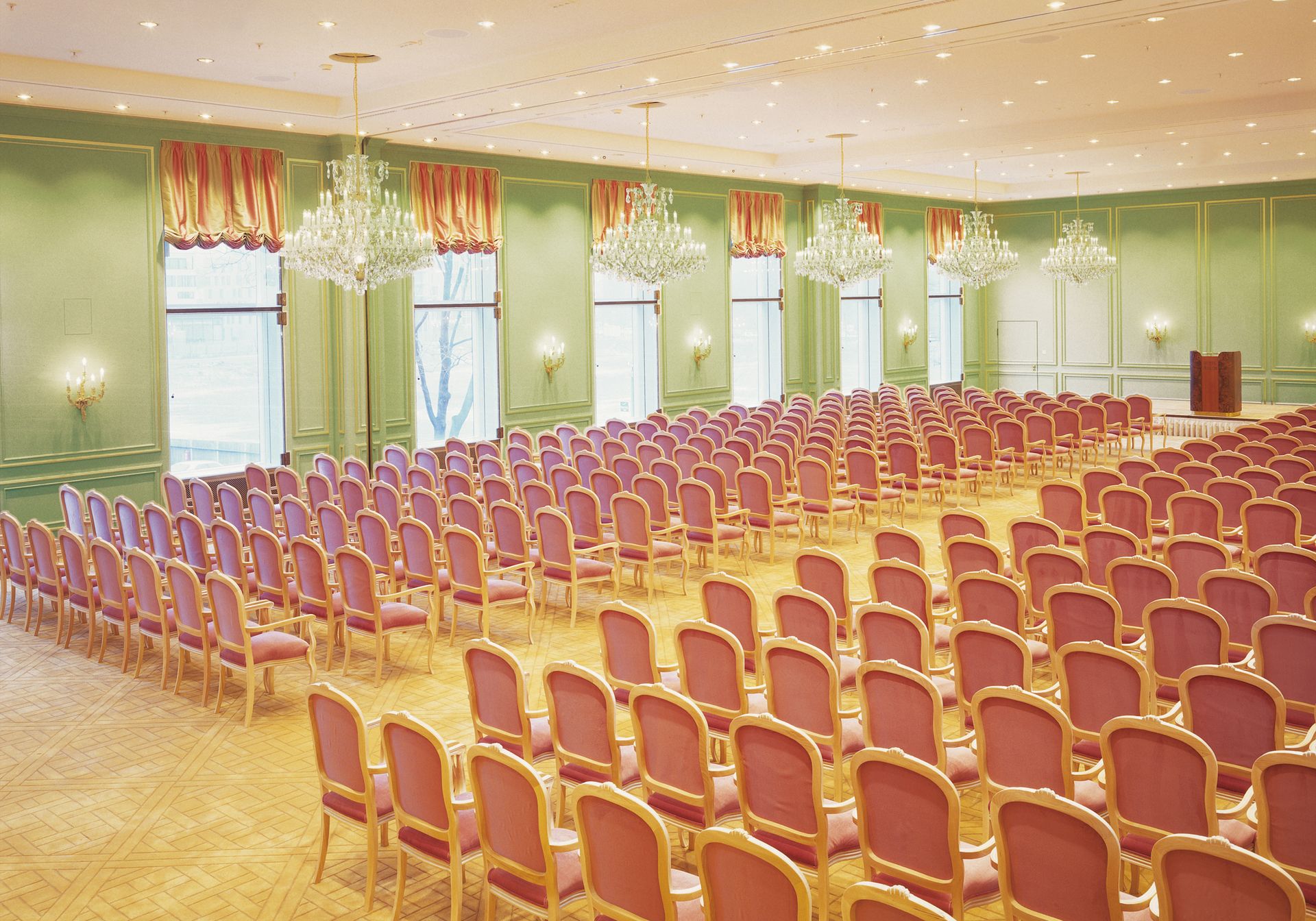 © Lindner, Arnstorf (D)