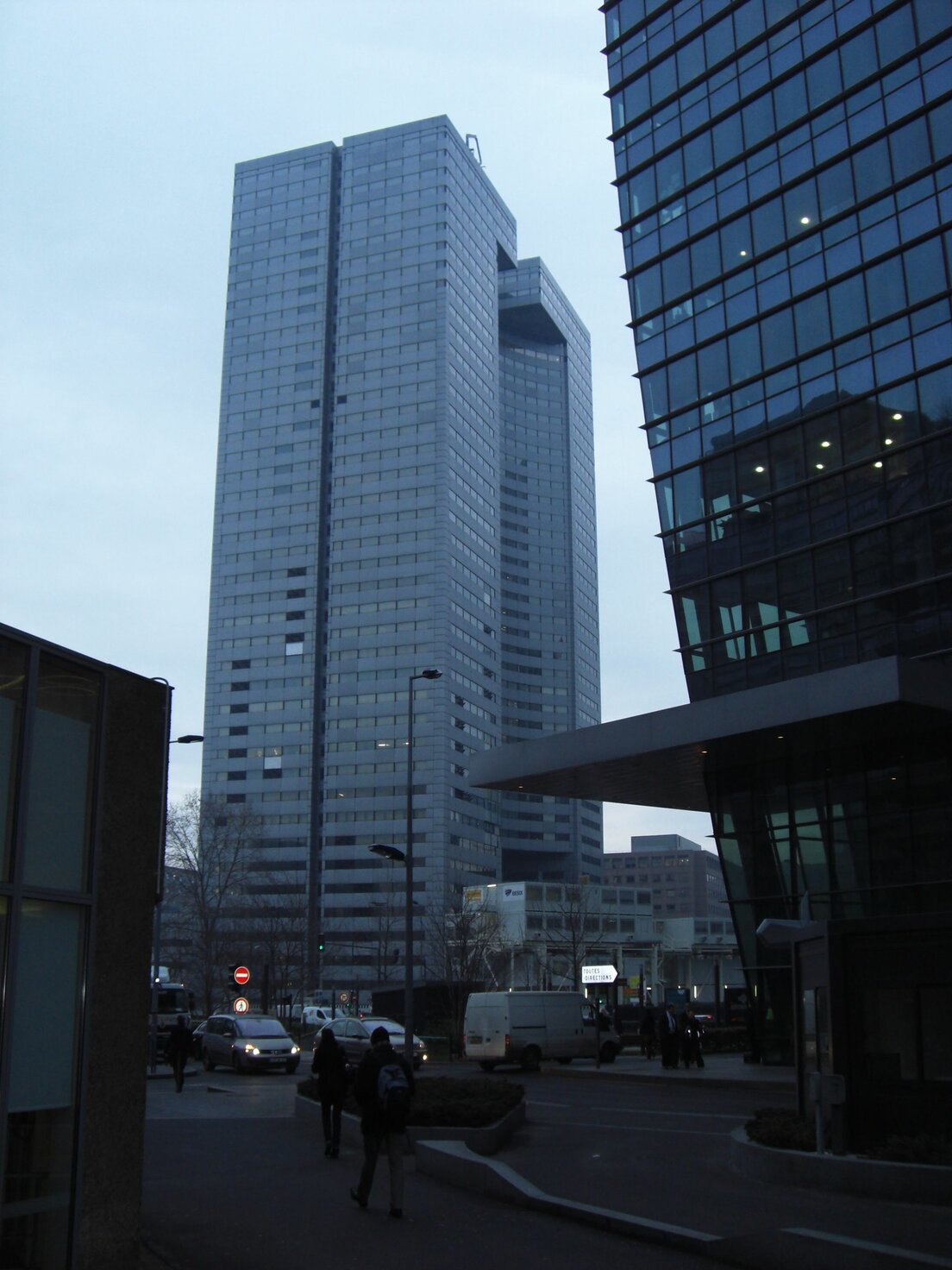 References │ Experience Impressive Building Projects | Tour Descartes