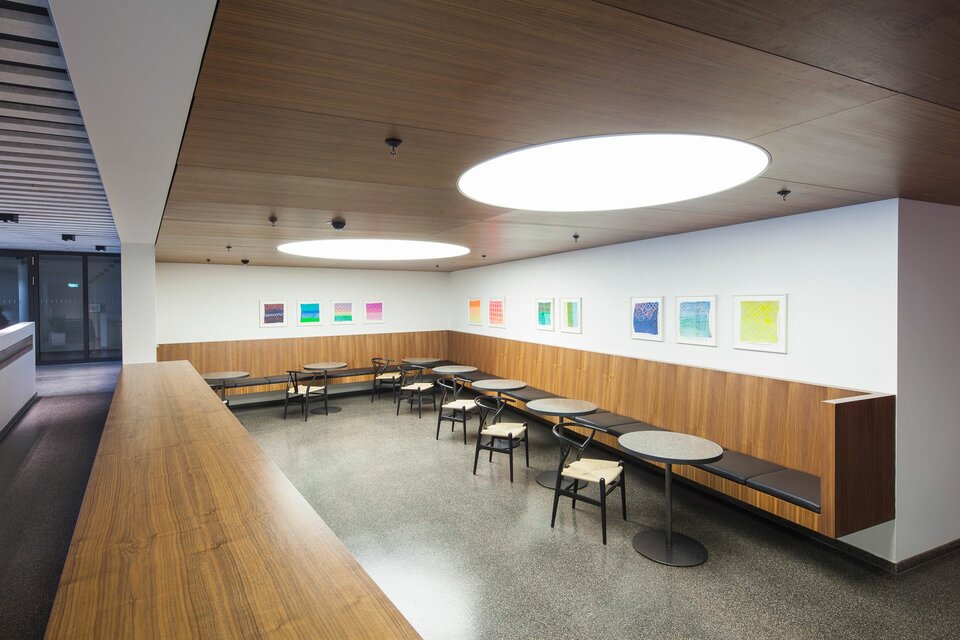 References │ Experience Impressive Building Projects | Munich Re