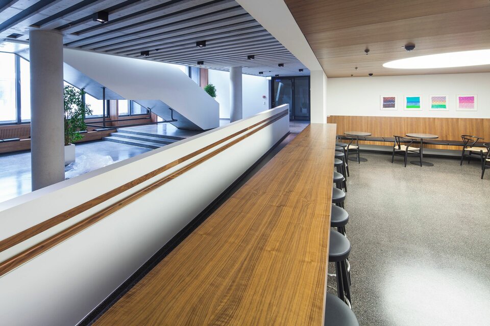 References │ Experience Impressive Building Projects | Munich Re