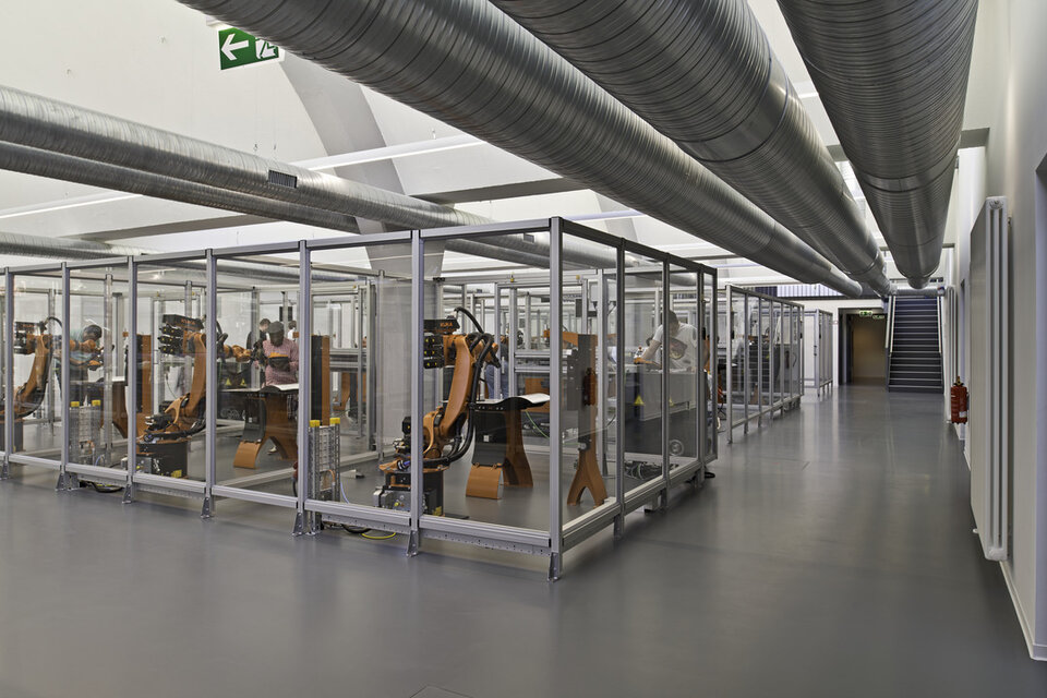 References │ Experience Impressive Building Projects | KUKA Roboter GmbH