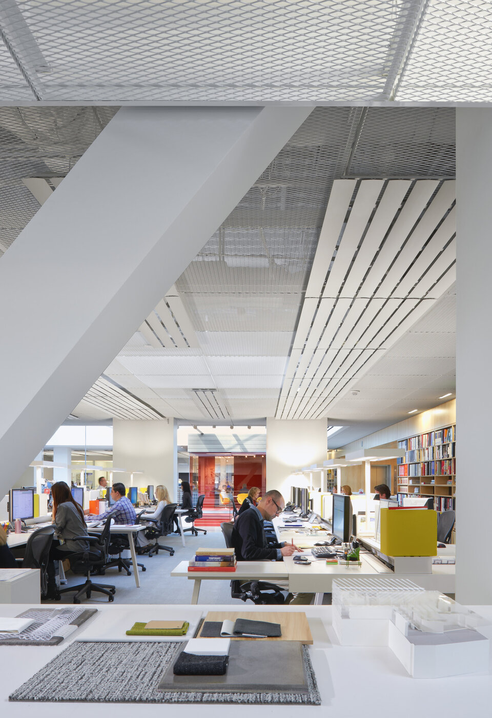 References │ Experience Impressive Building Projects | Gensler Office in LA