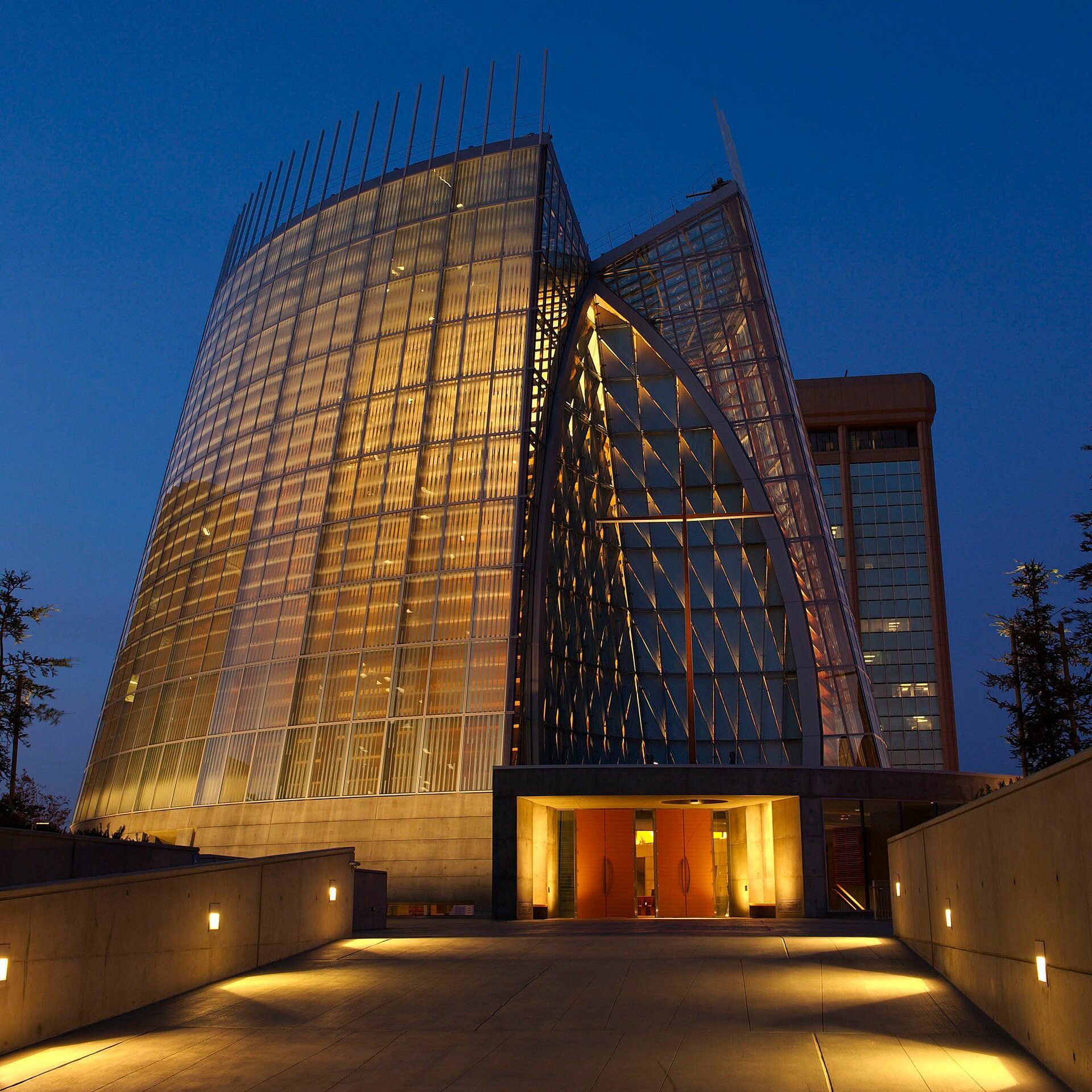 Metal Ceilings │ Sustainable Metal Ceiling Systems